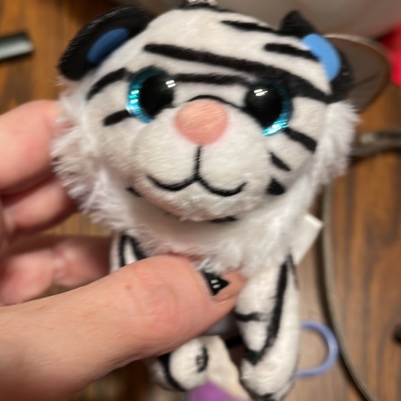 winkeez | Accessories | Winkeez Keychains Laney Purple Elephant And ...